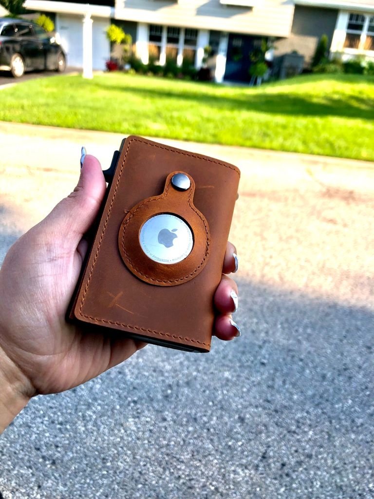 Trackable AirTag Wallets – Secure & Smart Wallets – Abbycart